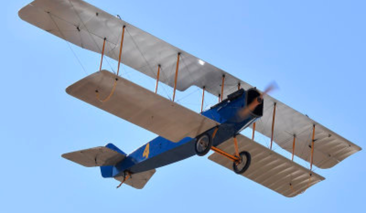 1918 Standard J-1 | Ala Doble Flying Collection